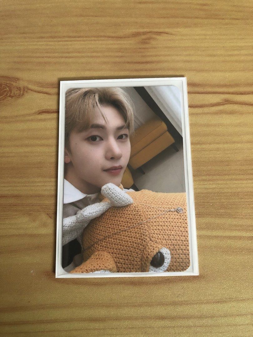 WTS ZB1 Zerobaseone Matthew necklace pc, Hobbies & Toys, Memorabilia ...