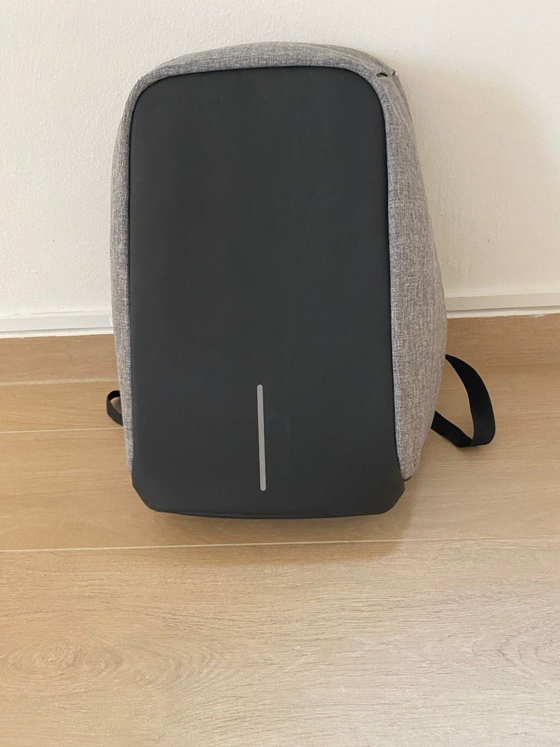 XD Design Anti Theft Backpack, Men's Fashion, Bags, Backpacks on Carousell