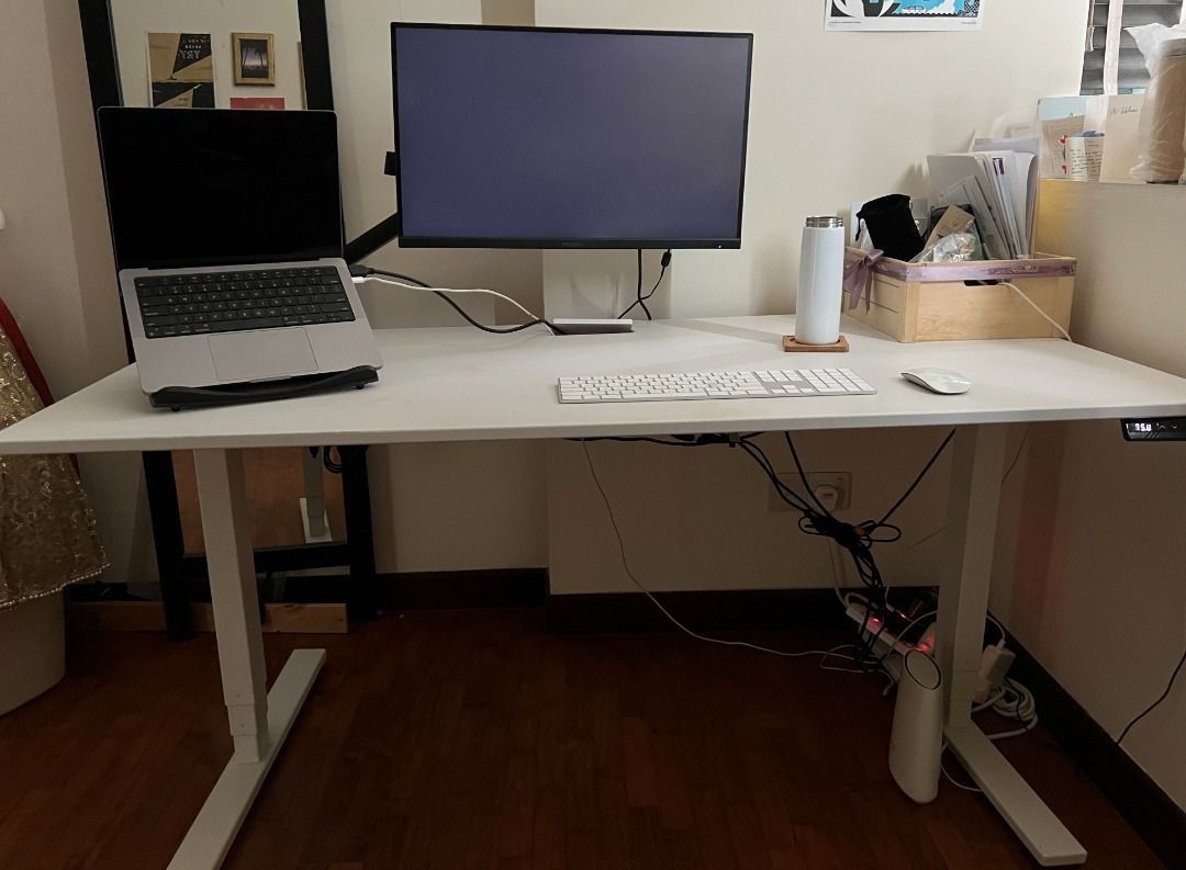 27" W270 Pro Monitor + ARC Stealth Monitor Arm, Computers & Tech, Parts ...