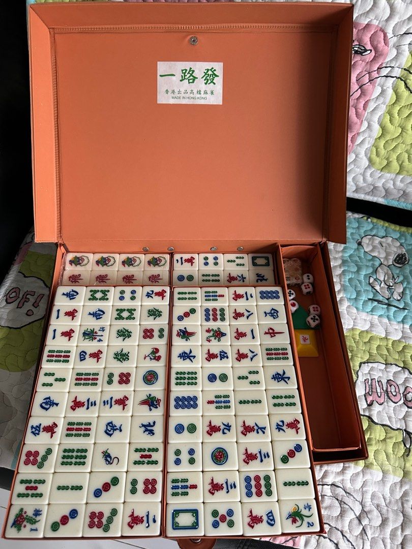 37mm A1 Mahjong Set (Made in Hong Kong), Hobbies & Toys, Toys & Games ...