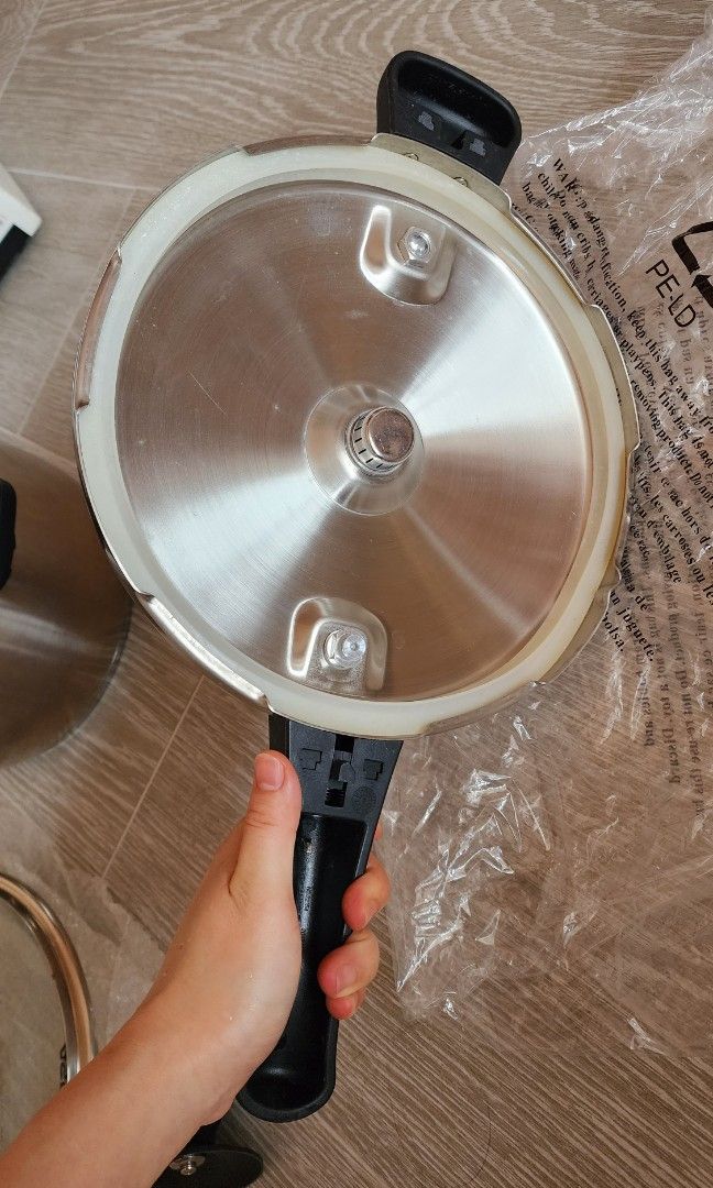 ASD 6L pressure cooker hp6000pc, TV & Home Appliances, Kitchen ...