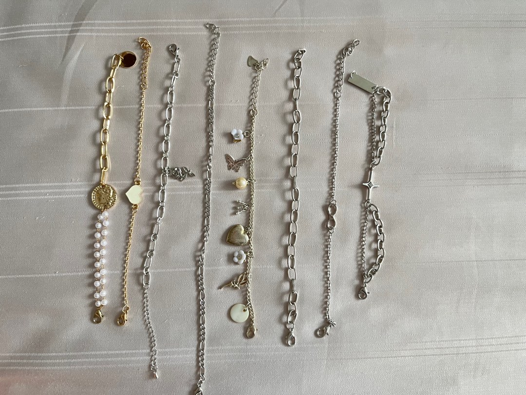 Assorted Bracelets, Women's Fashion, Jewelry & Organisers, Bracelets on ...