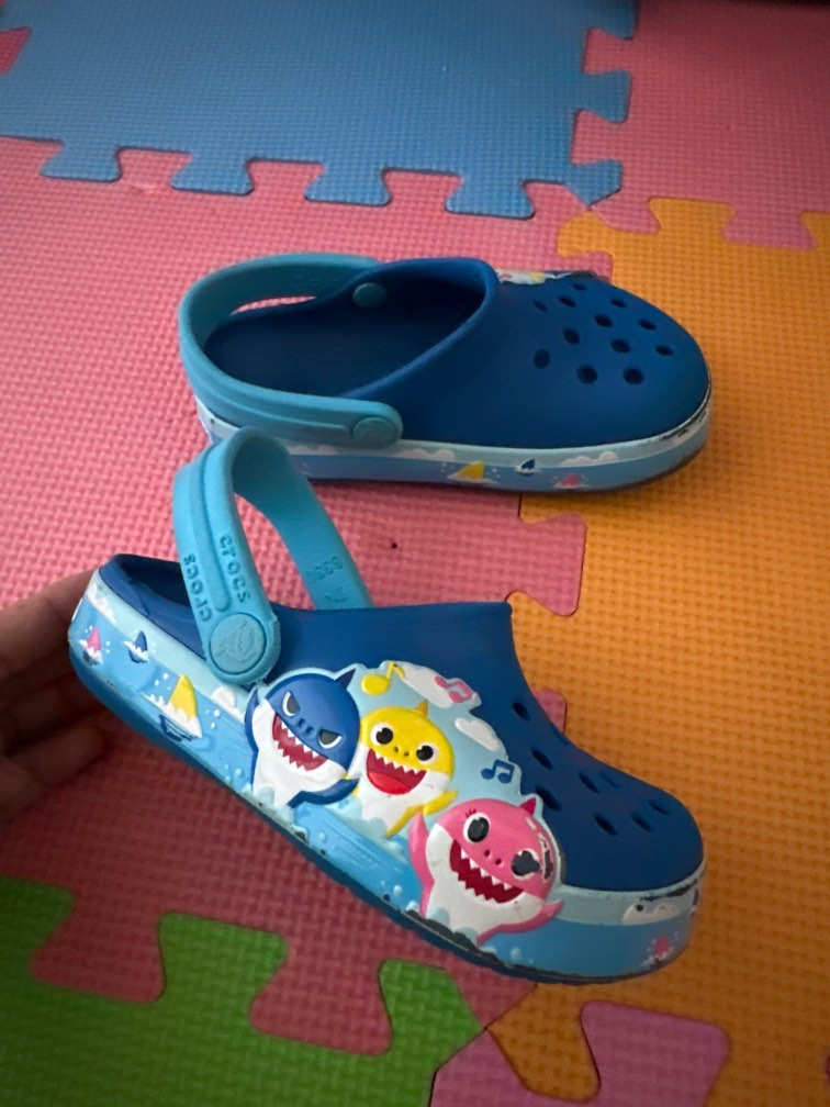 Baby Shark Crocs, Babies & Kids, Babies & Kids Fashion on Carousell