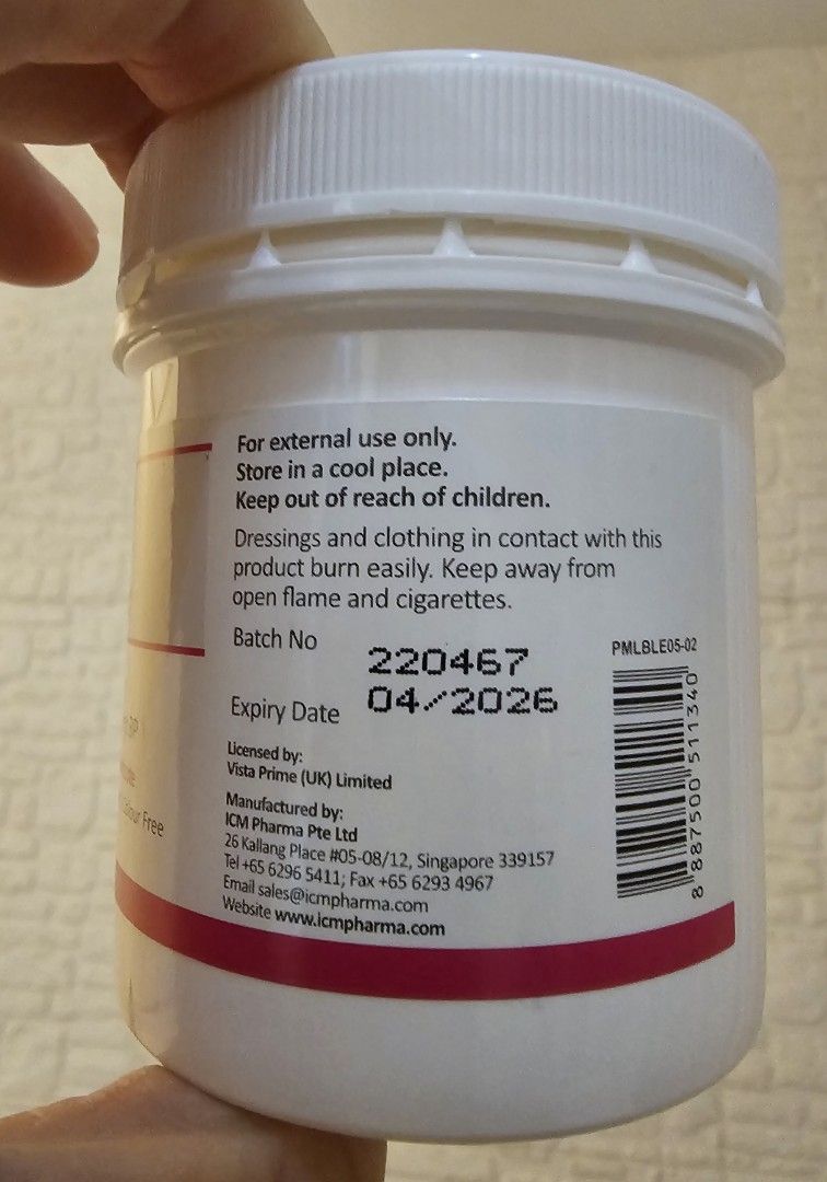 BASIC Emolin Emulsifying Ointment 100g, Beauty & Personal Care, Bath ...