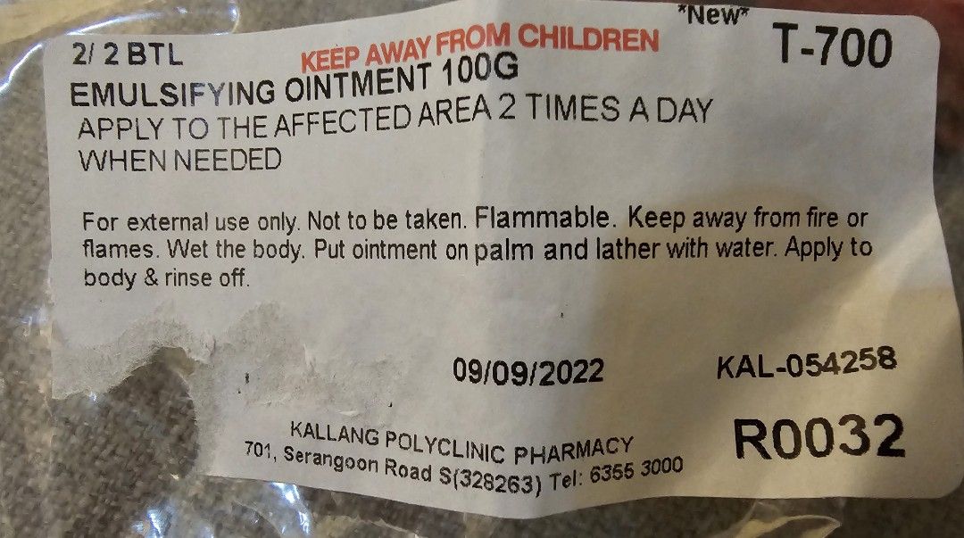 BASIC Emolin Emulsifying Ointment 100g, Beauty & Personal Care, Bath ...