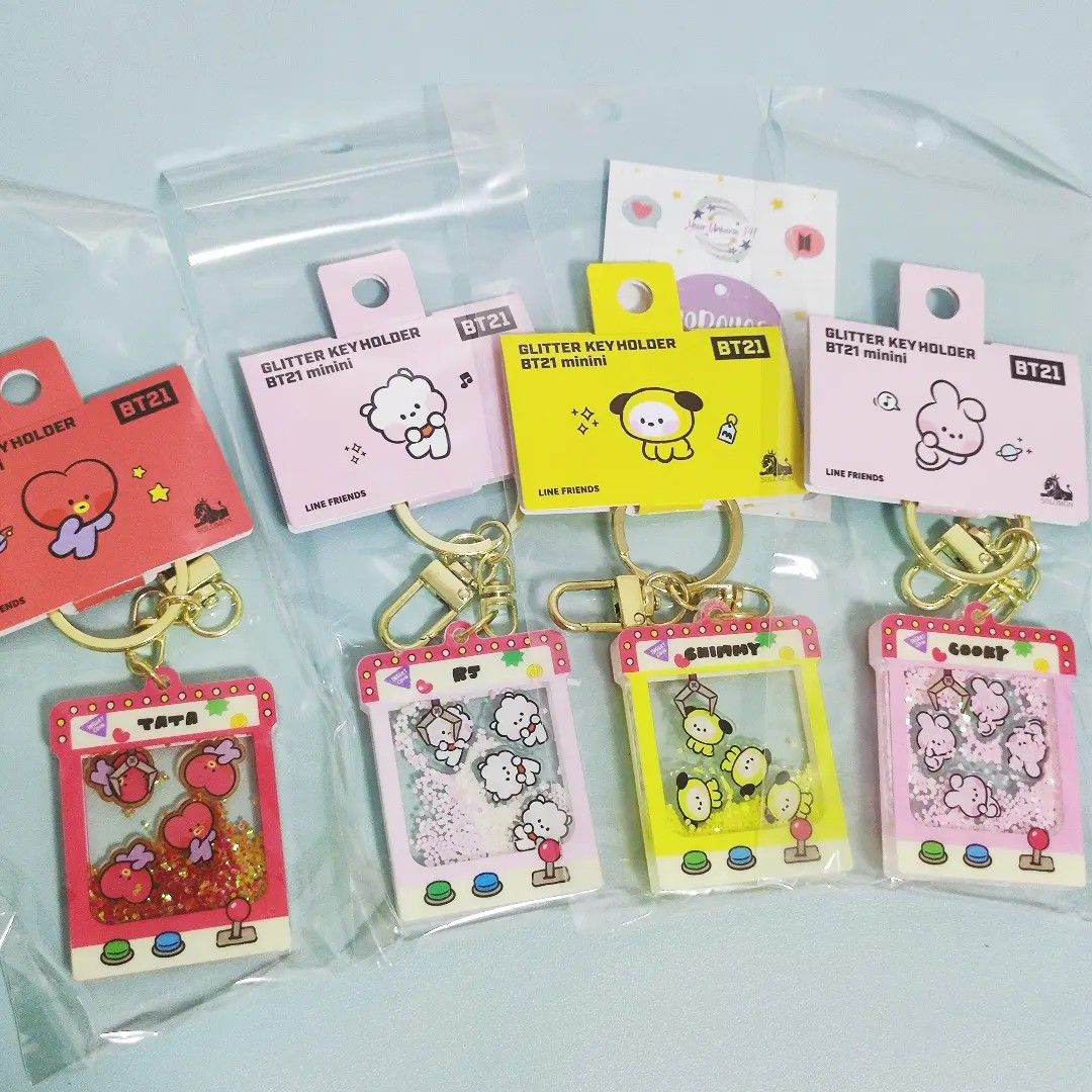 BT21 minini Glitter Key Holder, Hobbies & Toys, Memorabilia & Collectibles, K-Wave on Carousell
