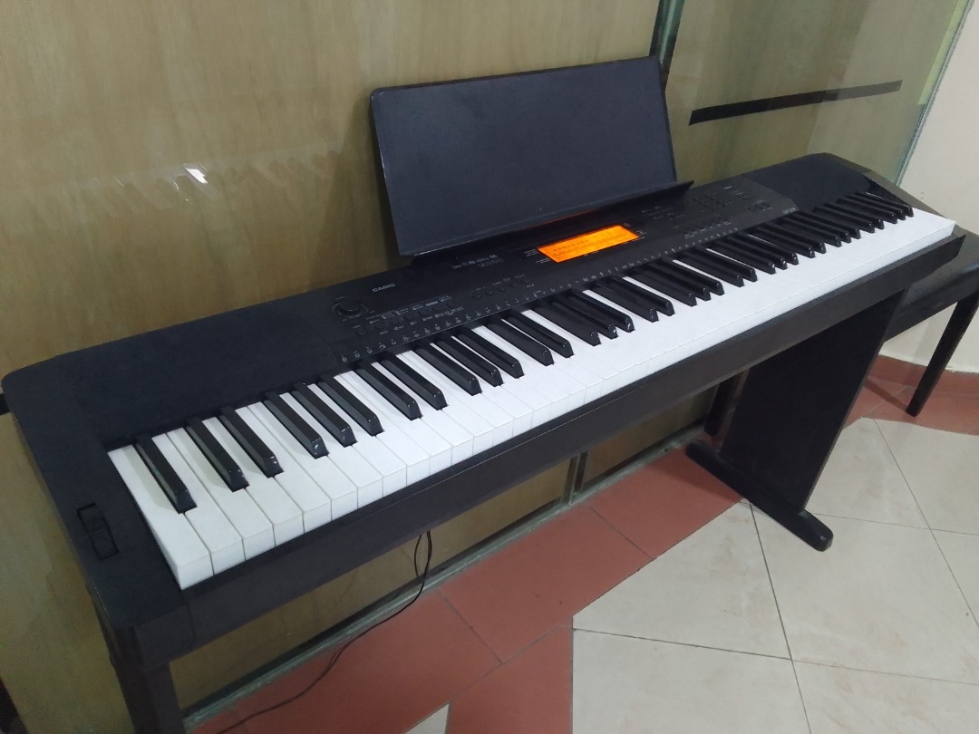 Casio CDP220 digital piano, Hobbies & Toys, Music & Media, Musical ...
