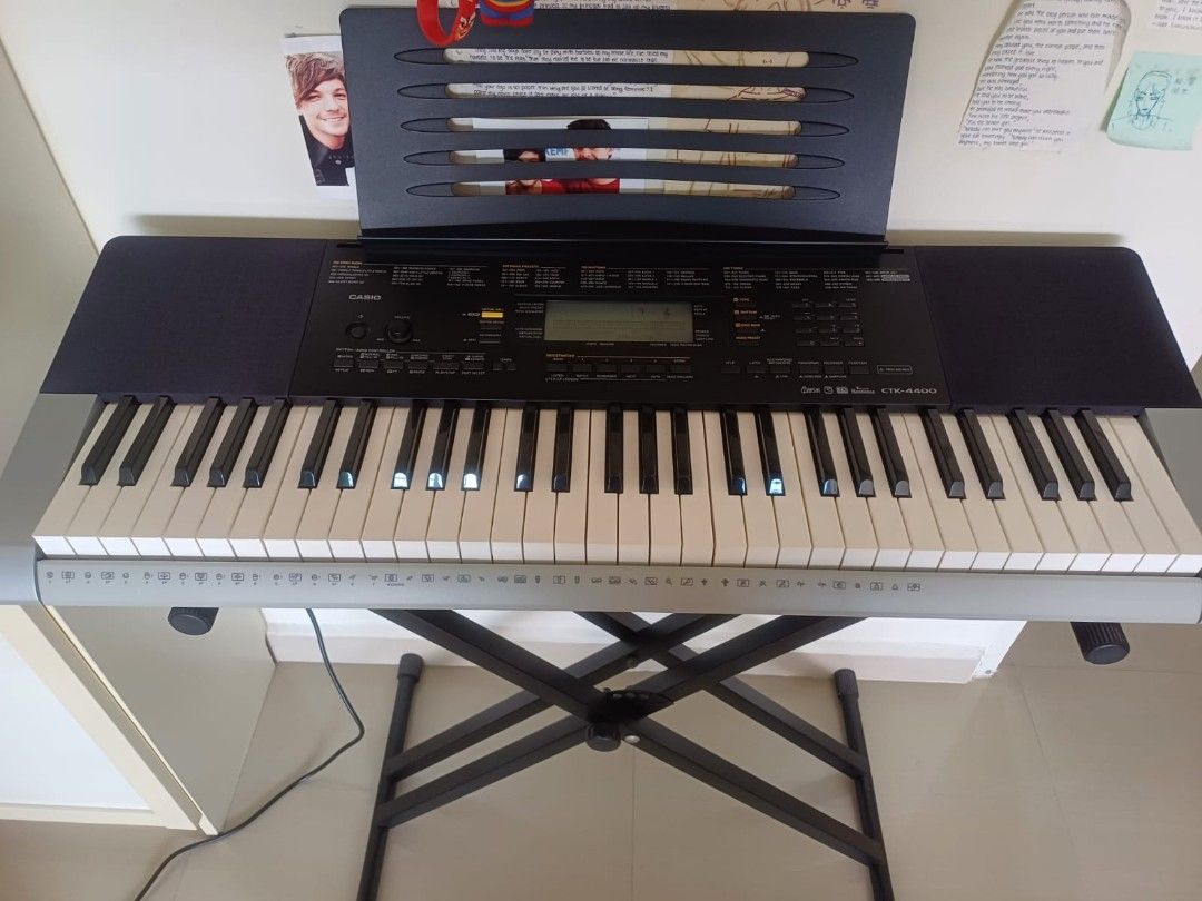 Casio keyboard, Hobbies & Toys, Music & Media, Musical Instruments on ...