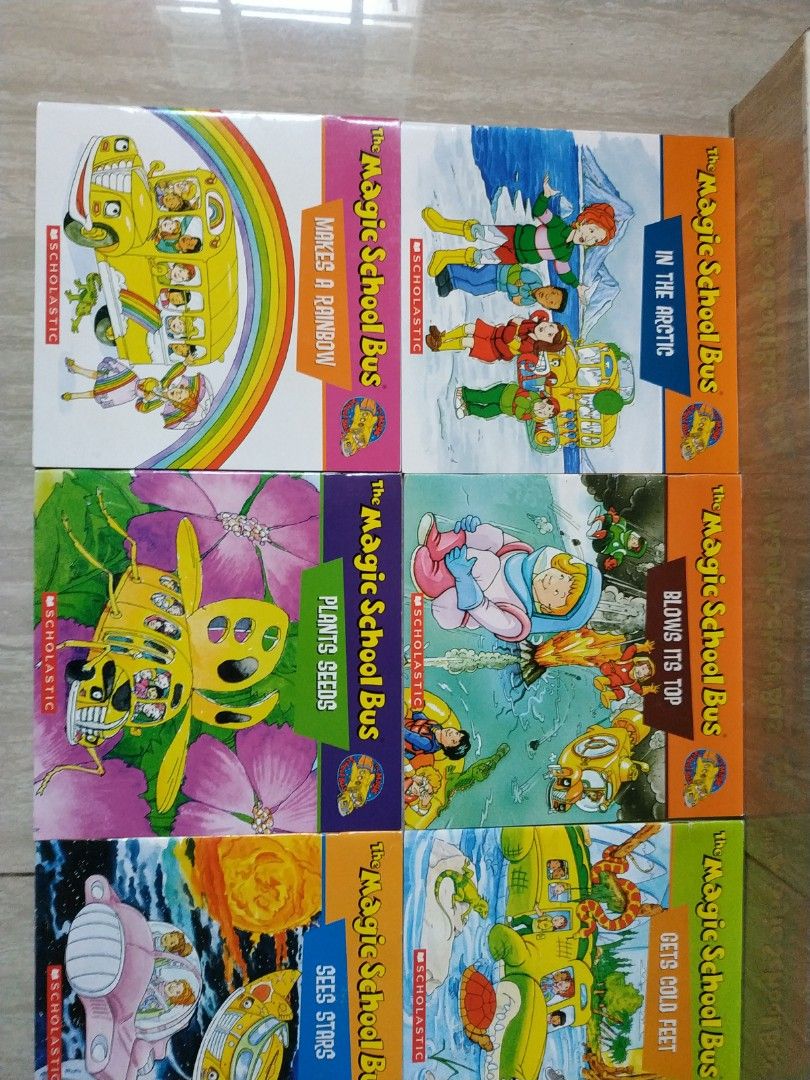Children Books- magic school bus series from scholastic, Hobbies & Toys ...
