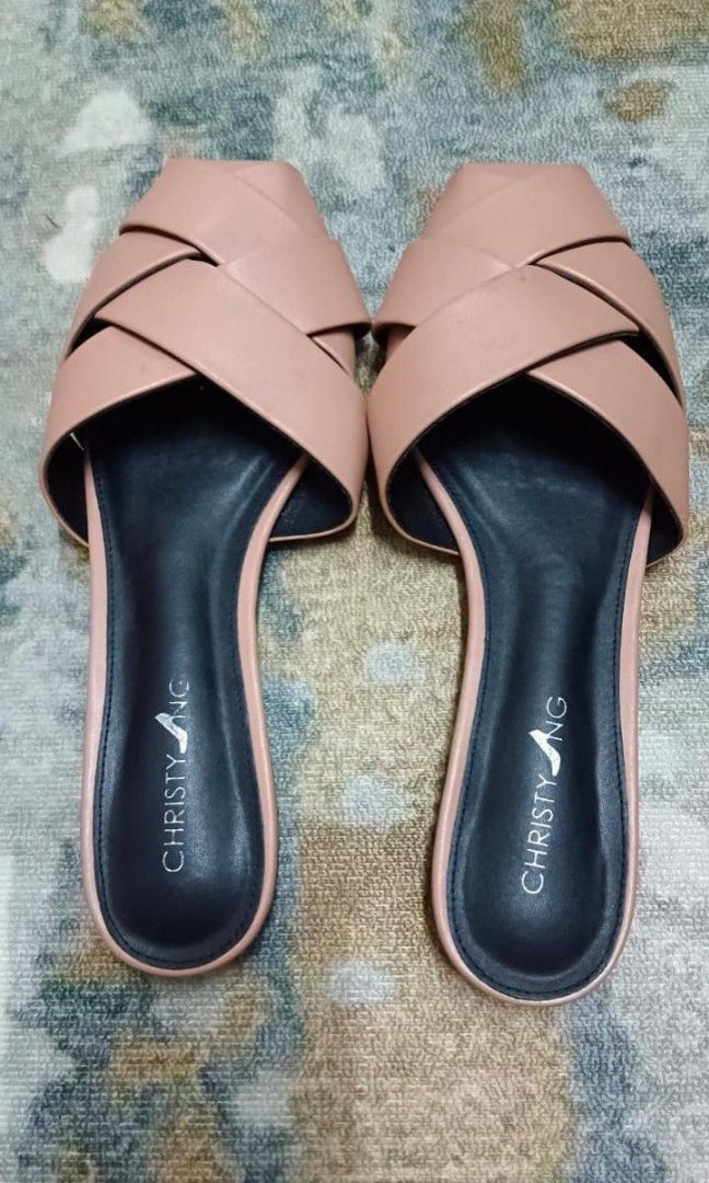 Christy Ng Flat Shoes 38, Women's Fashion, Footwear, Flats on Carousell