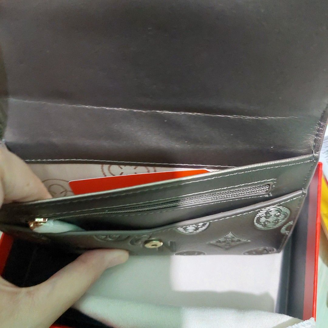 【CLN】Kalila Wallet, Women's Fashion, Bags & Wallets, Wallets & Card ...