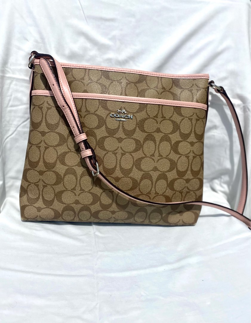 Coach Cross bag, Women's Fashion, Bags & Wallets, Cross-body Bags on ...