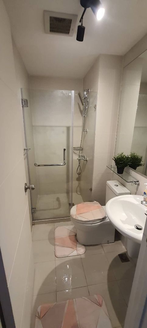Condo near Rockwell Makati Acqua Private Residence, Property, For Sale ...