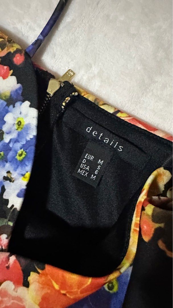 Cross body top, Women's Fashion, Tops, Sleeveless on Carousell