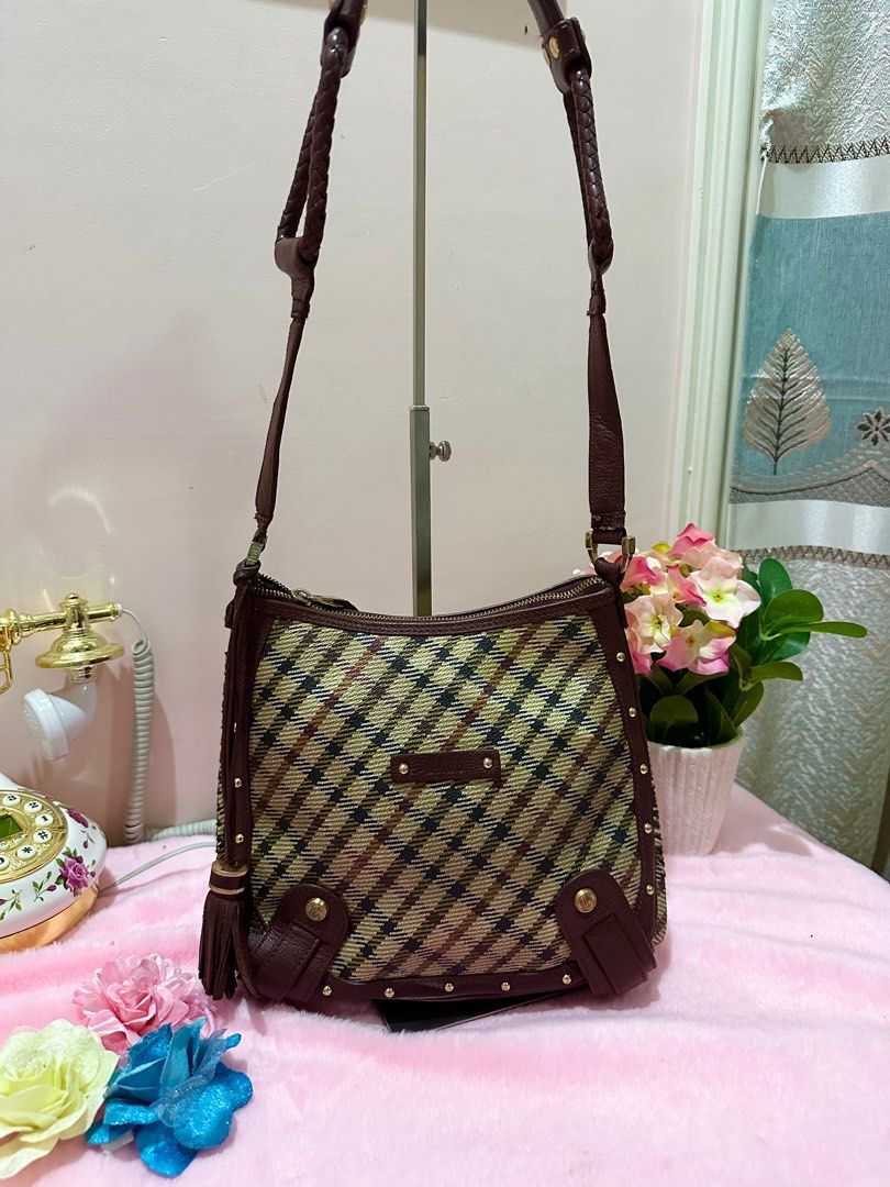 Daks London Luxury Bags And Wallets On Carousell