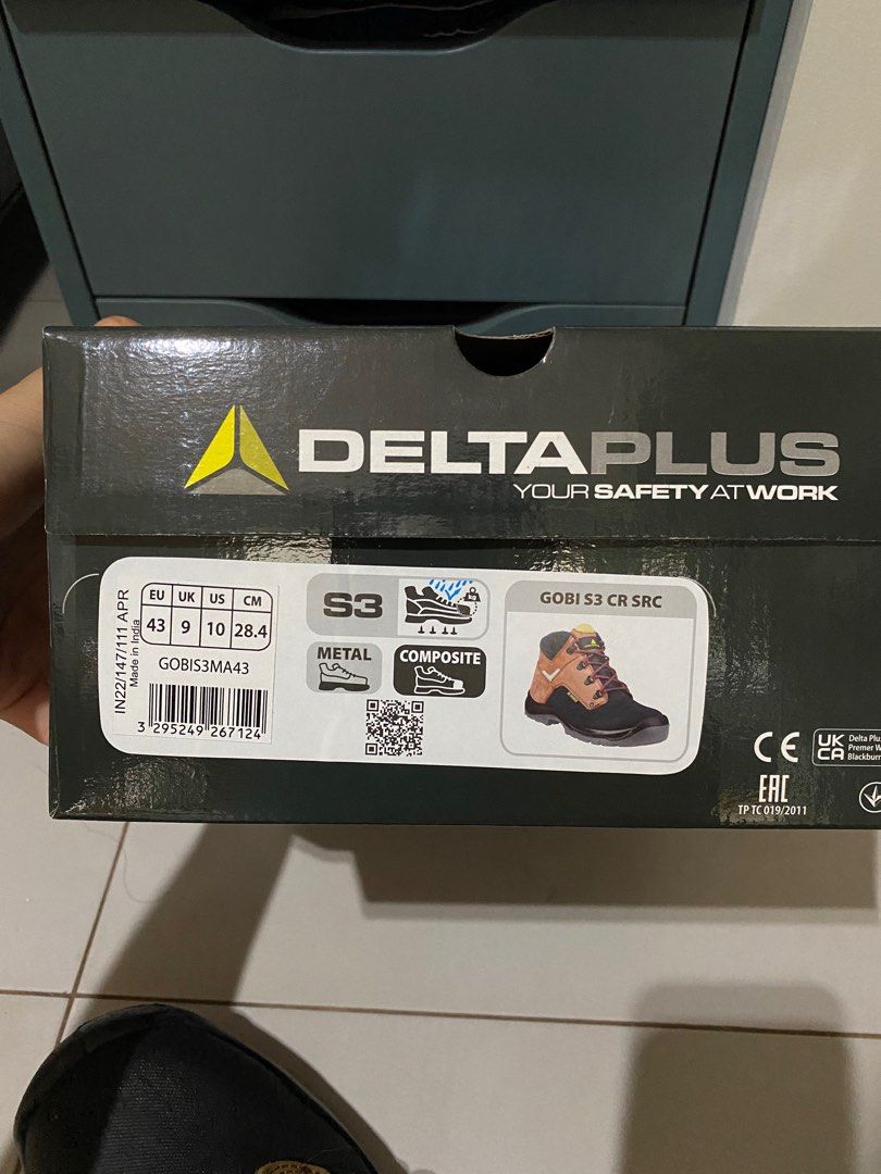 Delta Plus Safety Shoes Boots, Men's Fashion, Footwear, Boots on Carousell