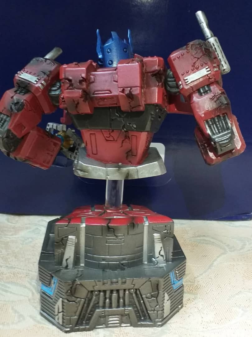 Diamond Select Optimus Prime, Hobbies & Toys, Toys & Games on Carousell