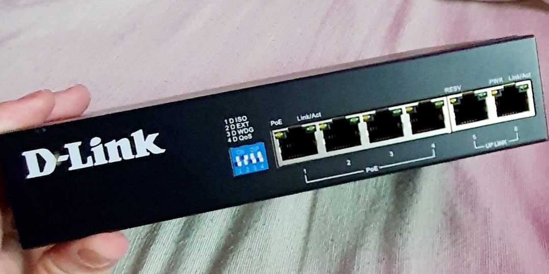 D-Link 4 ports POE switch, Computers & Tech, Parts & Accessories ...