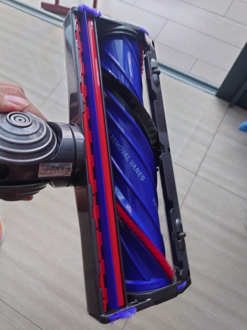 Dyson v12 direct drive cleaner head, TV & Home Appliances, Vacuum ...