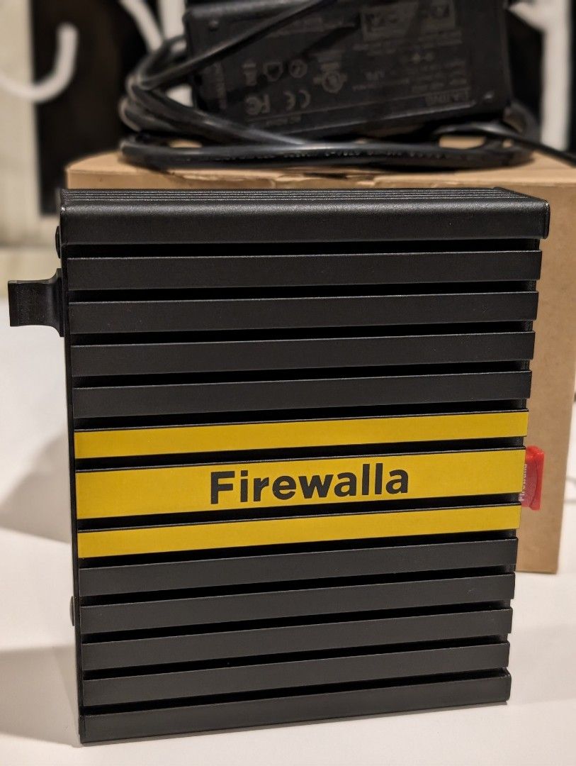 Firewalla Gold Plus: 2.5G Cyber Security Firewall & Router, Computers ...