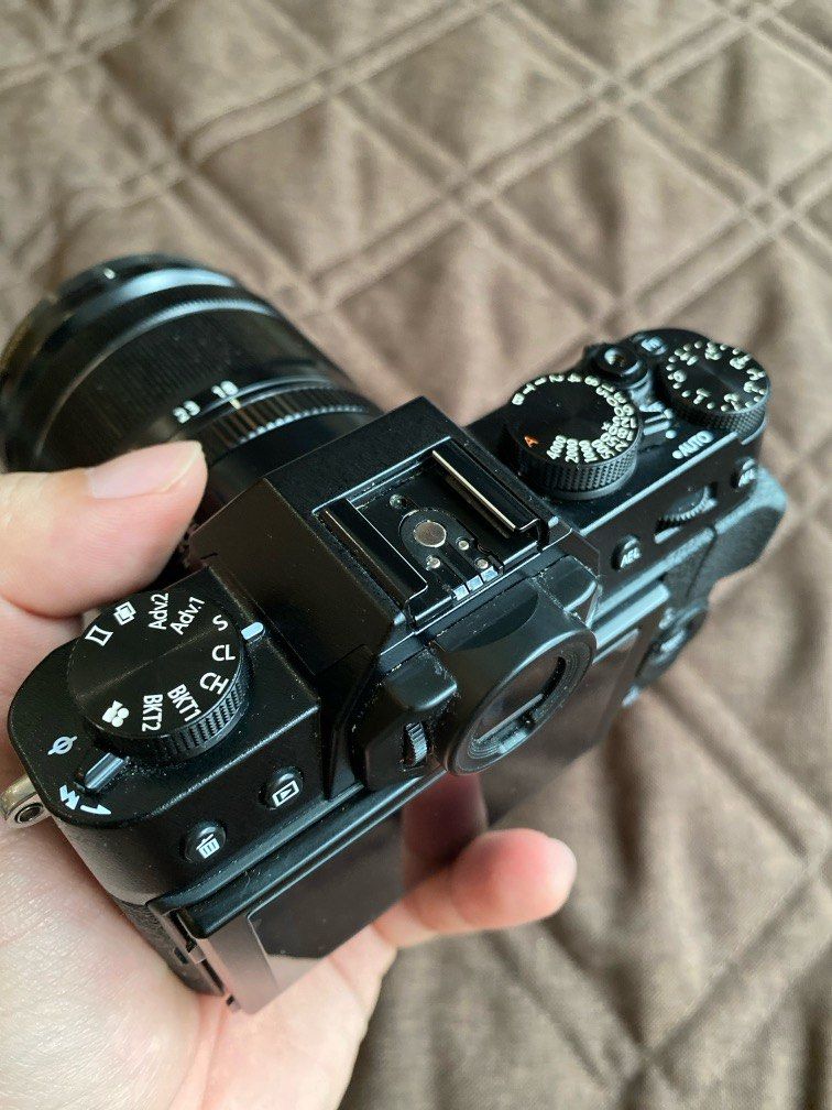 Fujifilm XT20 (X-T20) with 18-55mm kit, Photography, Cameras on Carousell