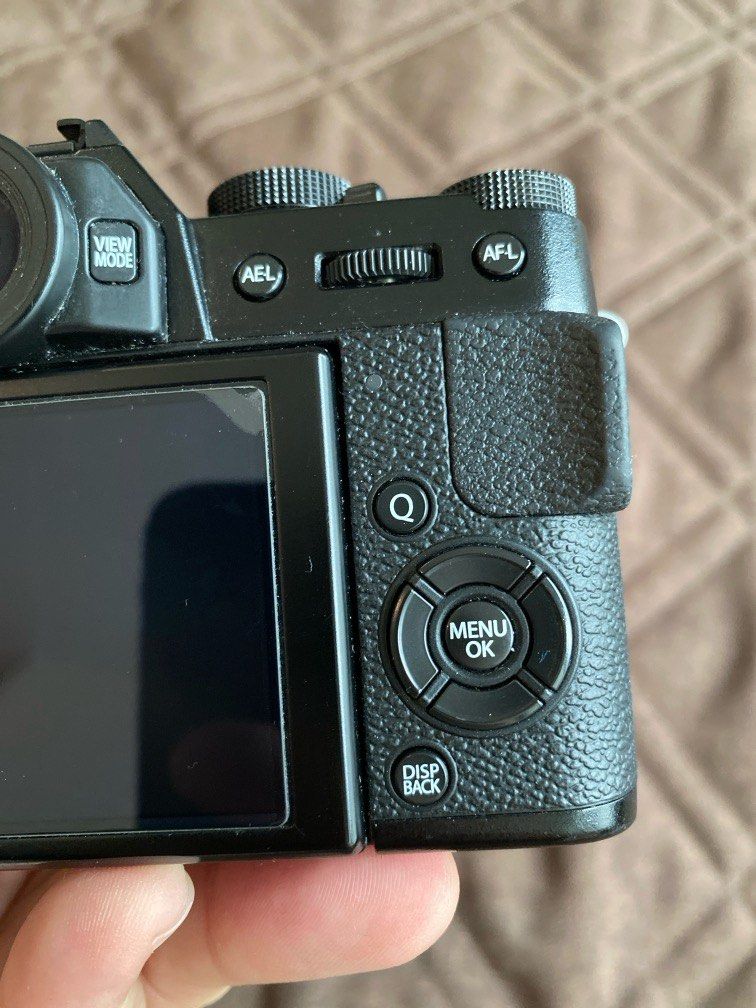 Fujifilm XT20 (X-T20) with 18-55mm kit, Photography, Cameras on Carousell