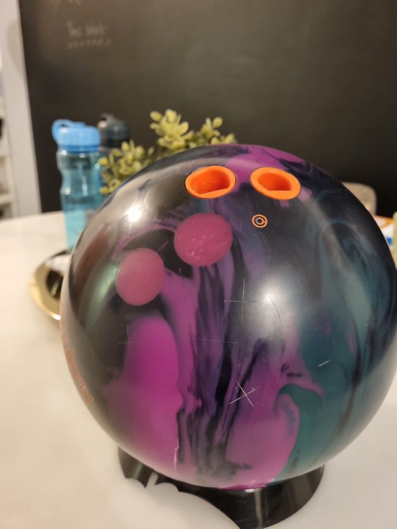 Global 900 Zen Master Bowling Ball(15lbs), Sports Equipment, Sports ...