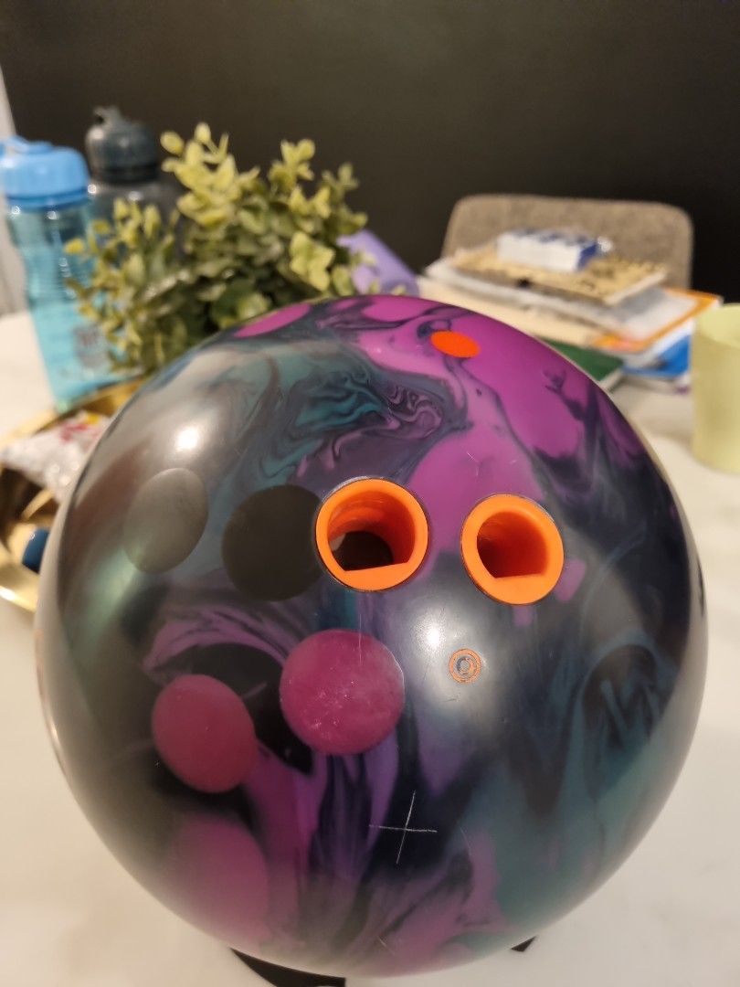 Global 900 Zen Master Bowling Ball(15lbs), Sports Equipment, Sports ...