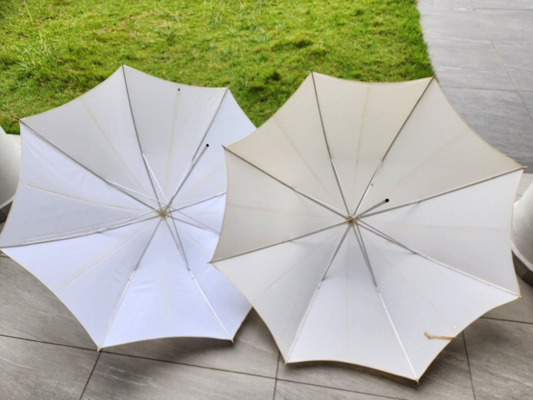 Hama stainless studio lighting tripod and flash umbrellas, Photography ...