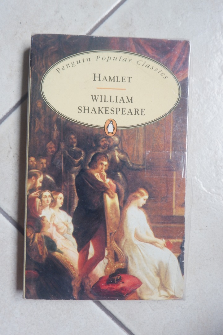 Hamlet by William Shakespeare [Penguin Popular Classics], Hobbies ...