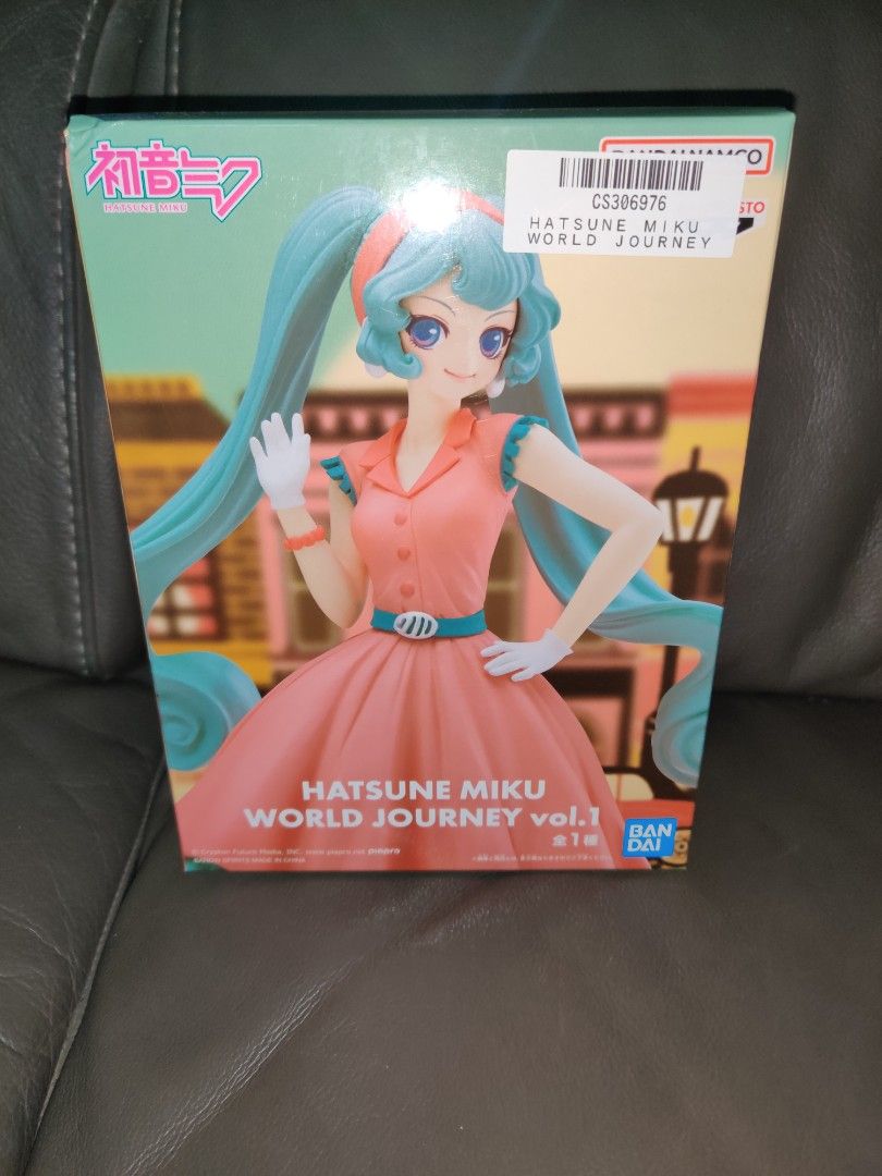 Hatsune Miku figure World Journey Vol. 1, Hobbies & Toys, Toys & Games ...