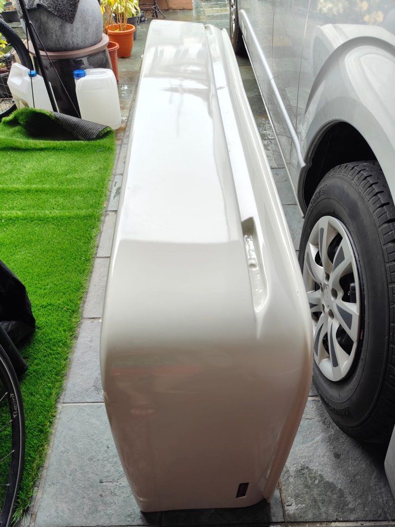 Toyota Hiace Rear Bumper for Standardroof (Back Bumper), Car ...