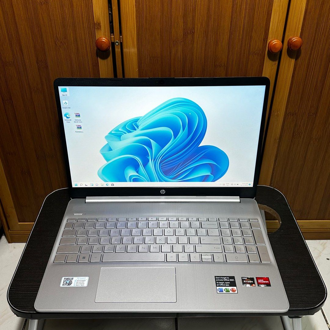HP LAPTOP 15s-eq3xxx AMD Ryzen 5 5625U Graphics 8gb ram,512gb ssd ...