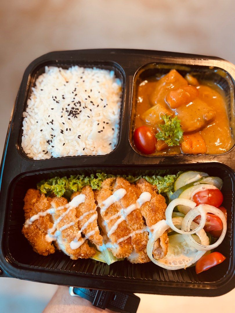 Japanese curry with Crispy cutlet bento, Food & Drinks, Local Eats on ...