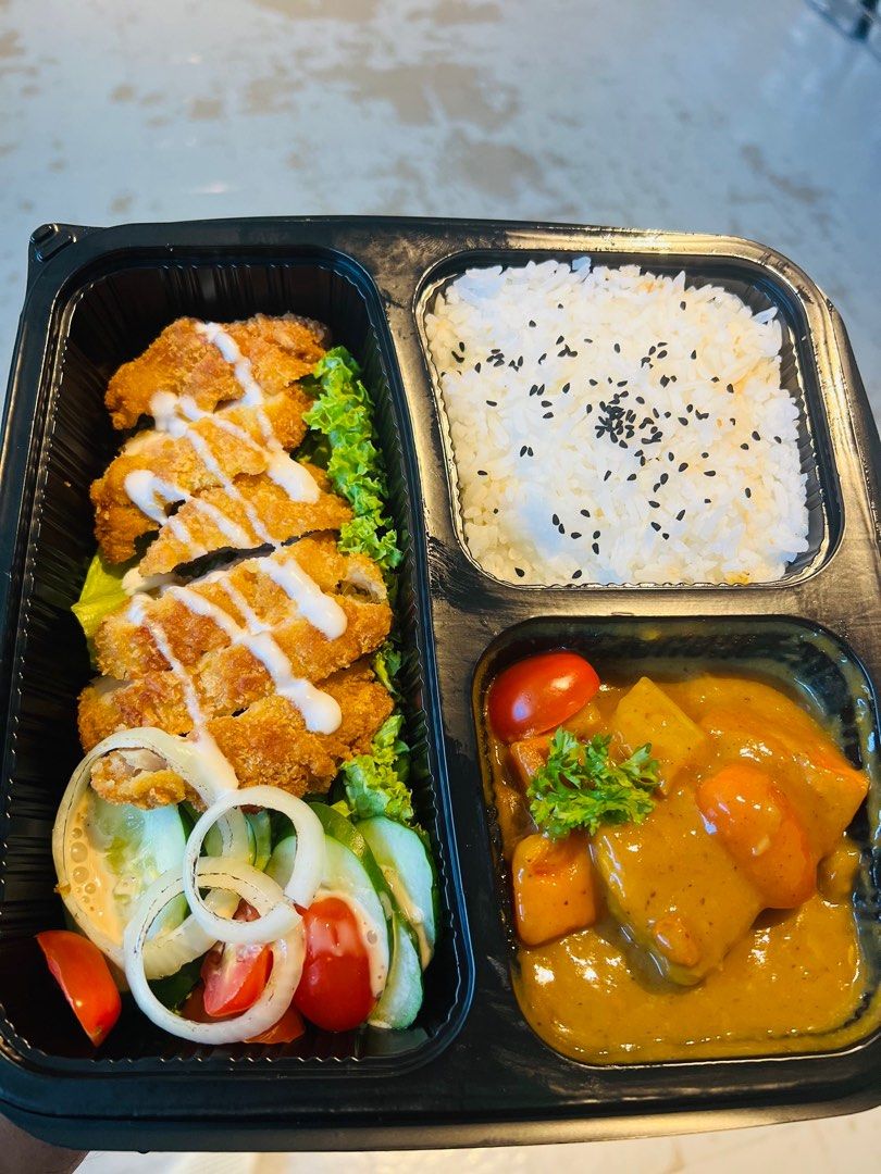 Japanese curry with Crispy cutlet bento, Food & Drinks, Local Eats on ...