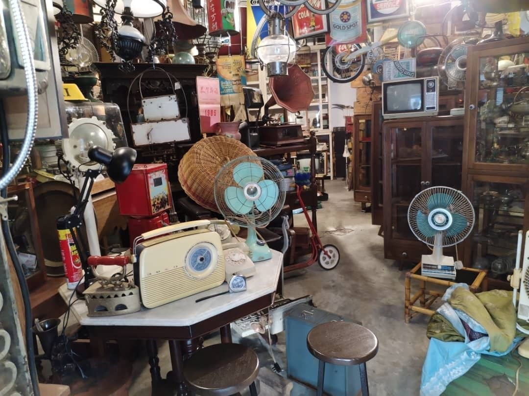 Jual beli sewa barang lama antik, Hobbies & Toys, Collectibles ...