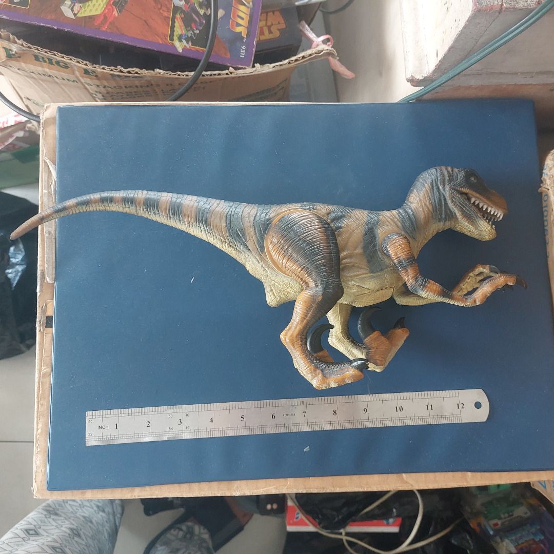 Jurassic Park The Lost World Utahraptor Kenner The Lost World Dinosaur ...