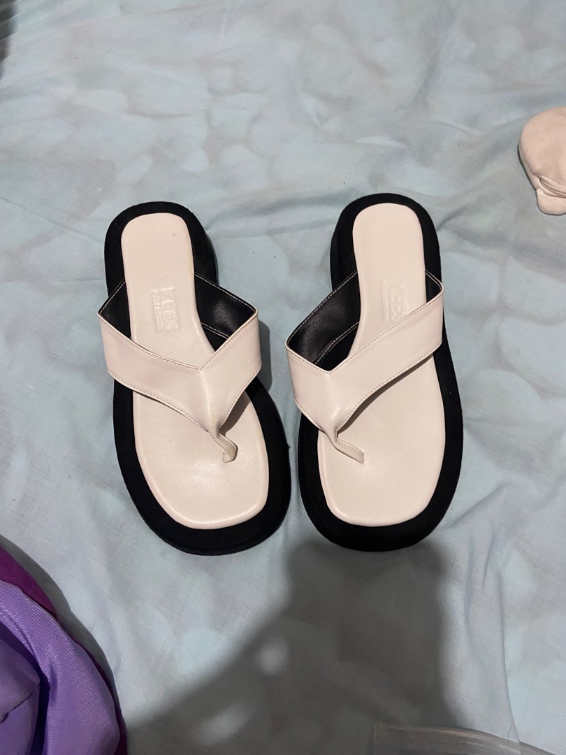 Kees Black/White Thong Platform Sandals, Women's Fashion, Footwear ...