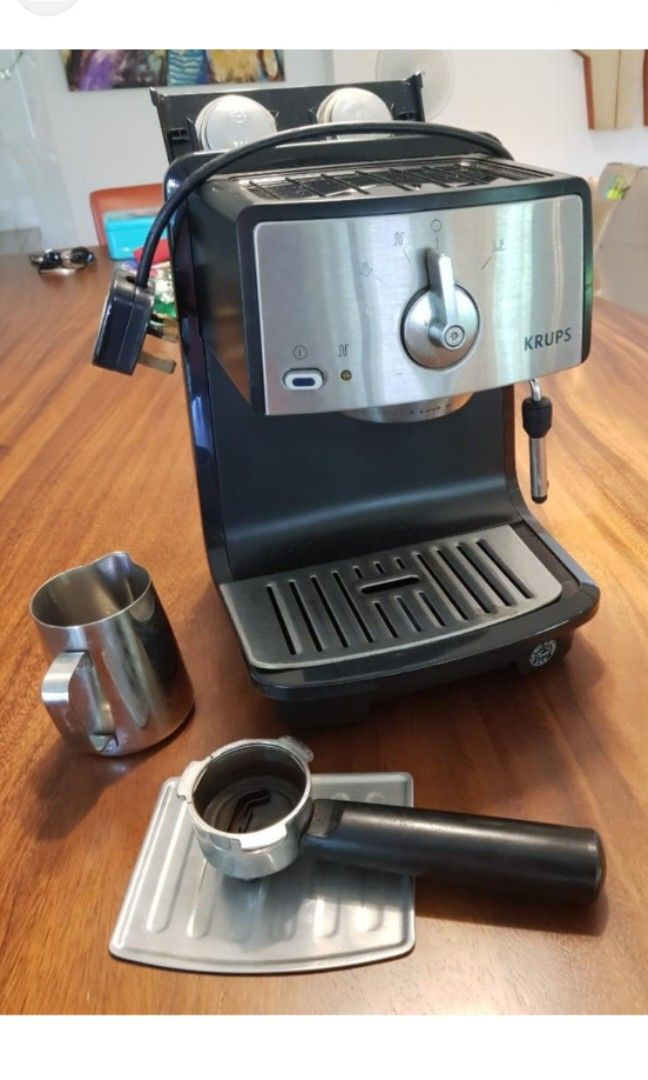 BNIB Expresso Machine, TV & Home Appliances, Kitchen Appliances, Coffee ...