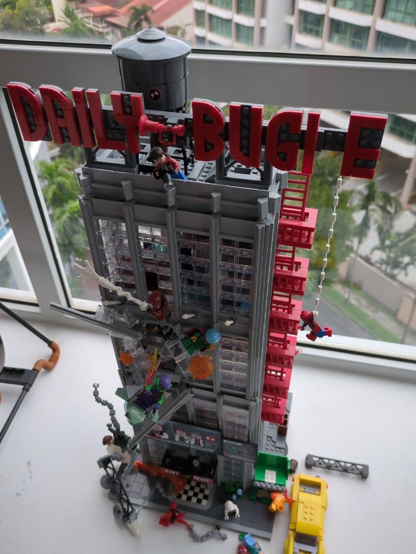 Lego Daily Bugle, Hobbies & Toys, Toys & Games on Carousell