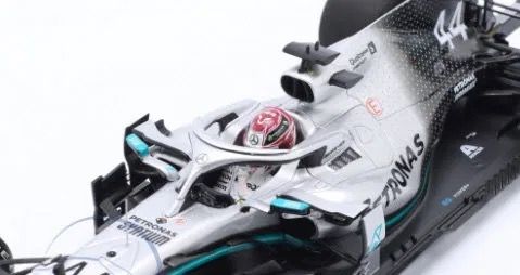 Lewis Hamilton 2019 World Champion Mercedes W10 1/18th F1 car ...