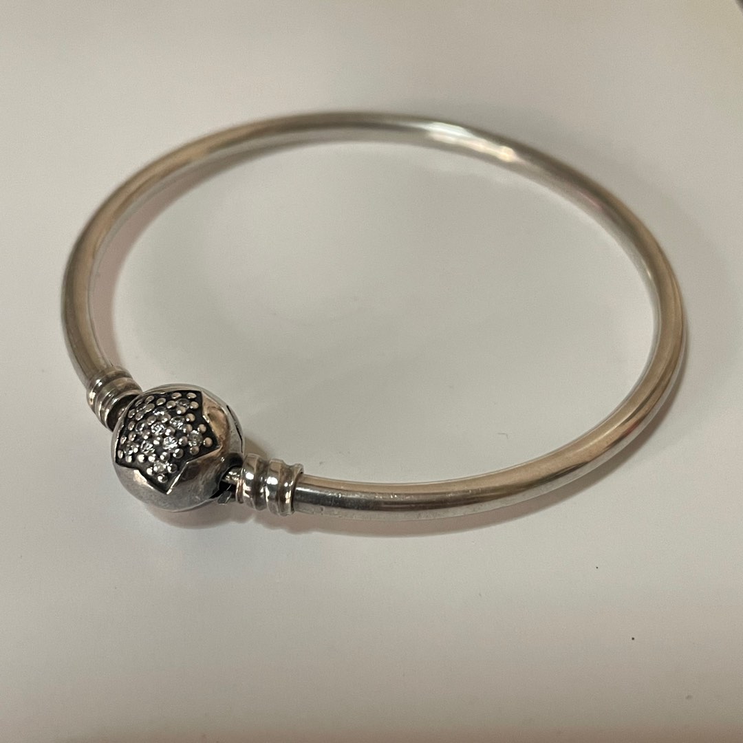 Limited Edition Studded Star Pandora Bangle, Women's Fashion, Jewelry ...