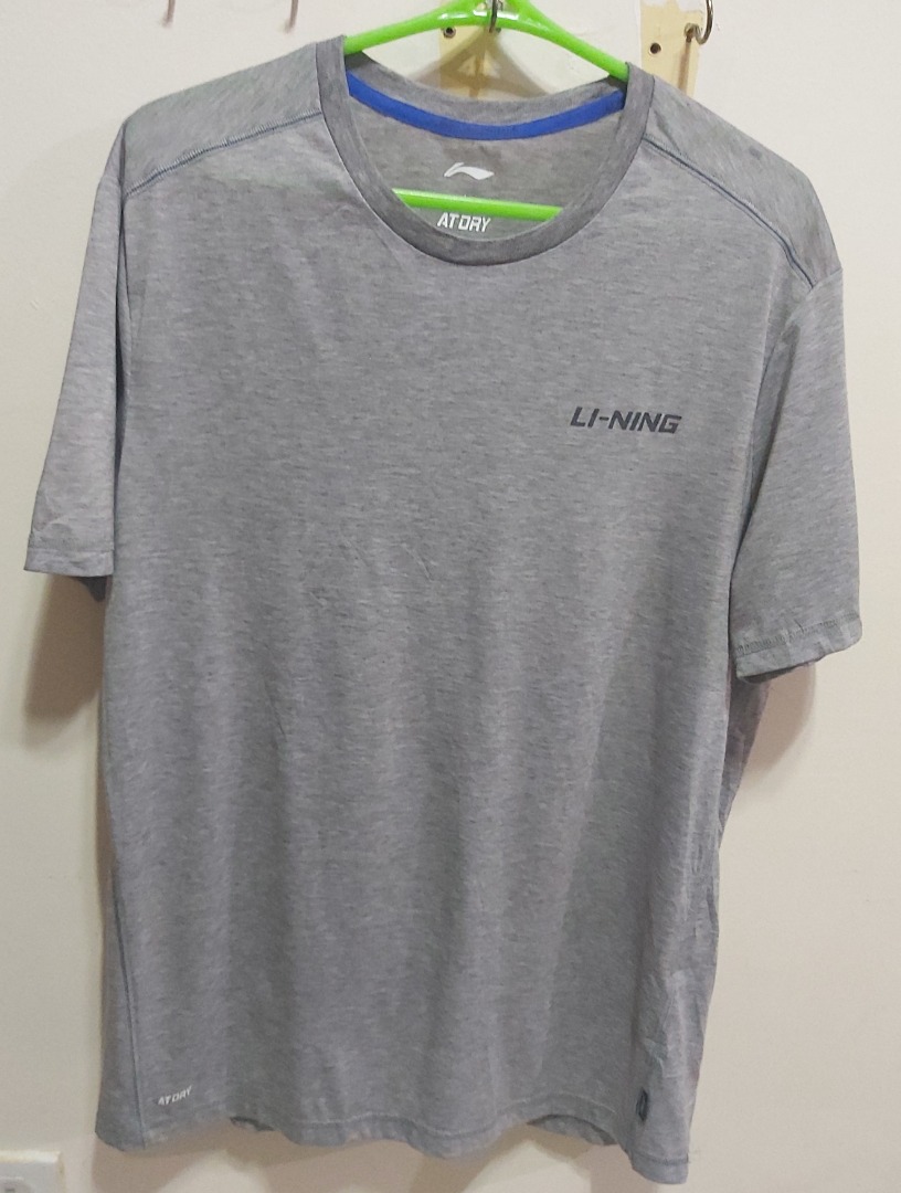 LI-NING DRI-FIT ------ In good condition 10/10, Men's Fashion, Coats ...