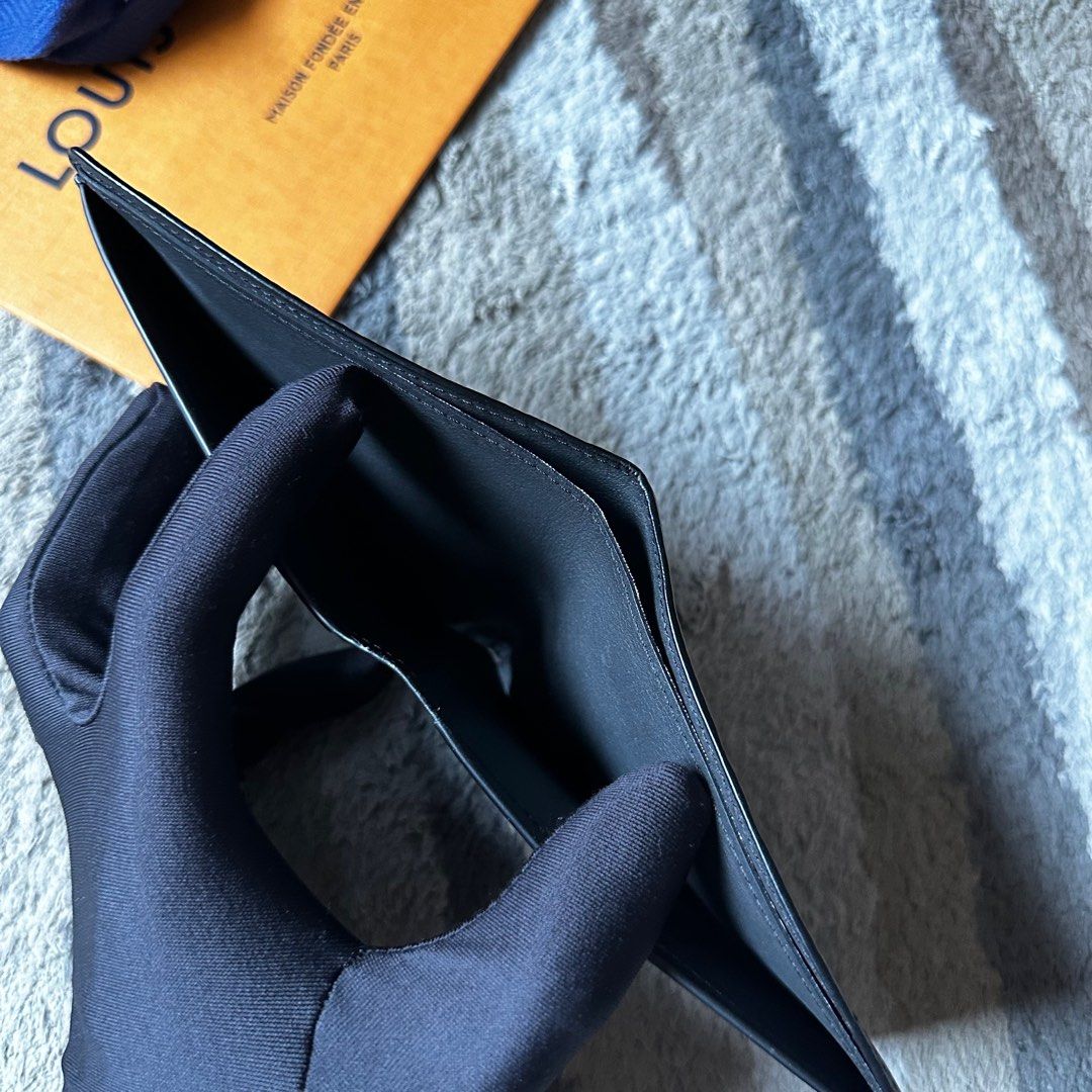 Louis Vuitton Shadow Multiple Wallet, Luxury, Bags & Wallets on Carousell