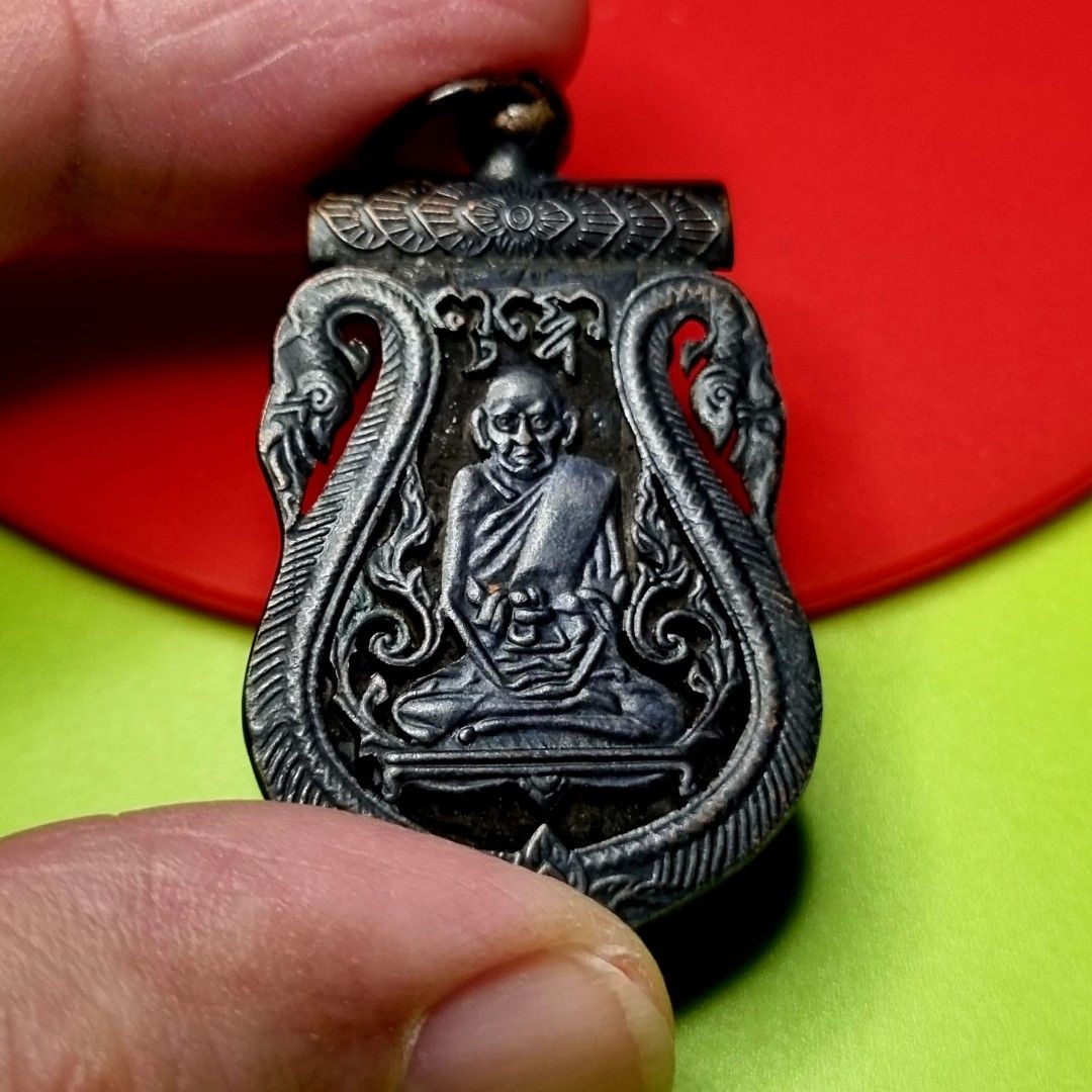 LP Yiam Sacred Amulet 2467, Hobbies & Toys, Memorabilia & Collectibles ...