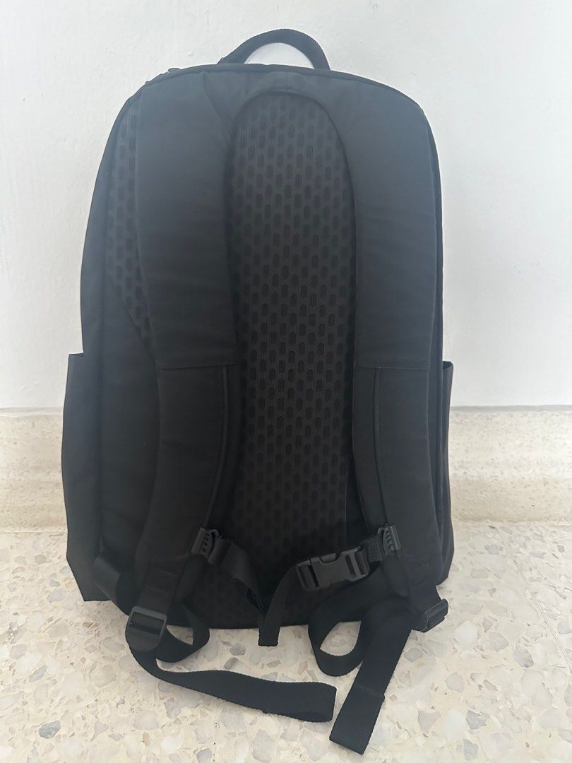 Lululemon Cruiser Backpack, Men's Fashion, Bags, Backpacks on Carousell