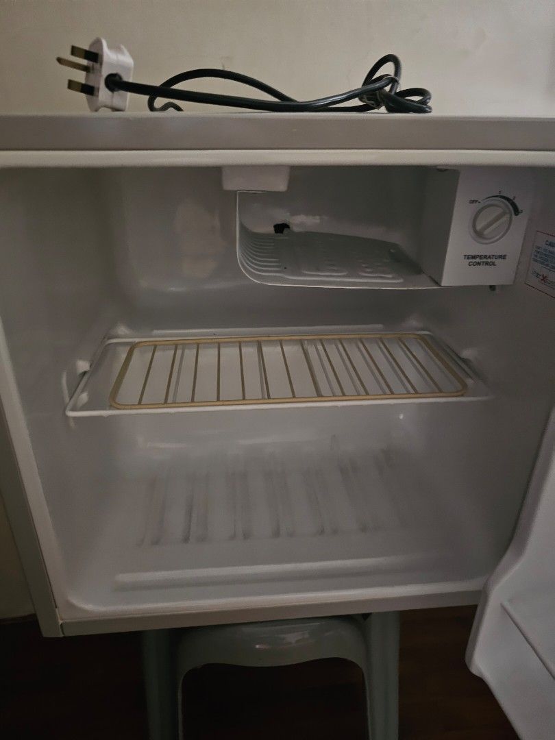 mini bar fridge, TV & Home Appliances, Kitchen Appliances ...