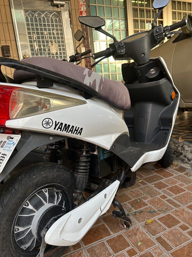 Mio type E-bike, 機車, 電動機車在旋轉拍賣