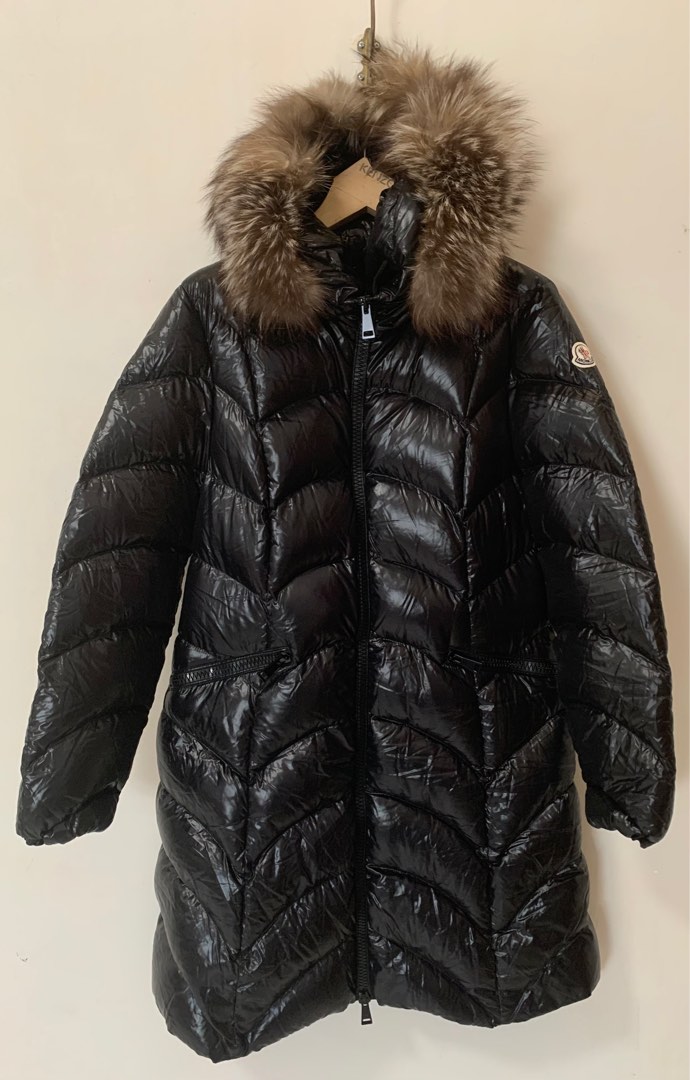 Moncler puffer with fur hood, Women's Fashion, Coats, Jackets and ...