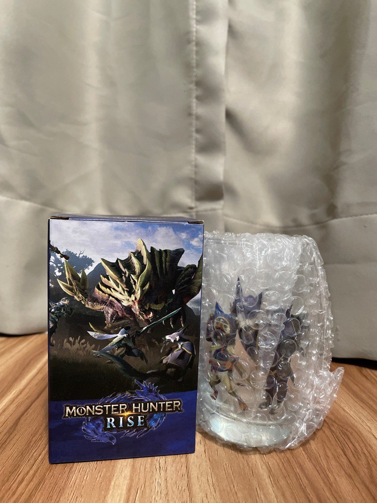 全新Monster hunter mon hunt 玻璃杯, 興趣及遊戲, 玩具 & 遊戲類 - Carousell